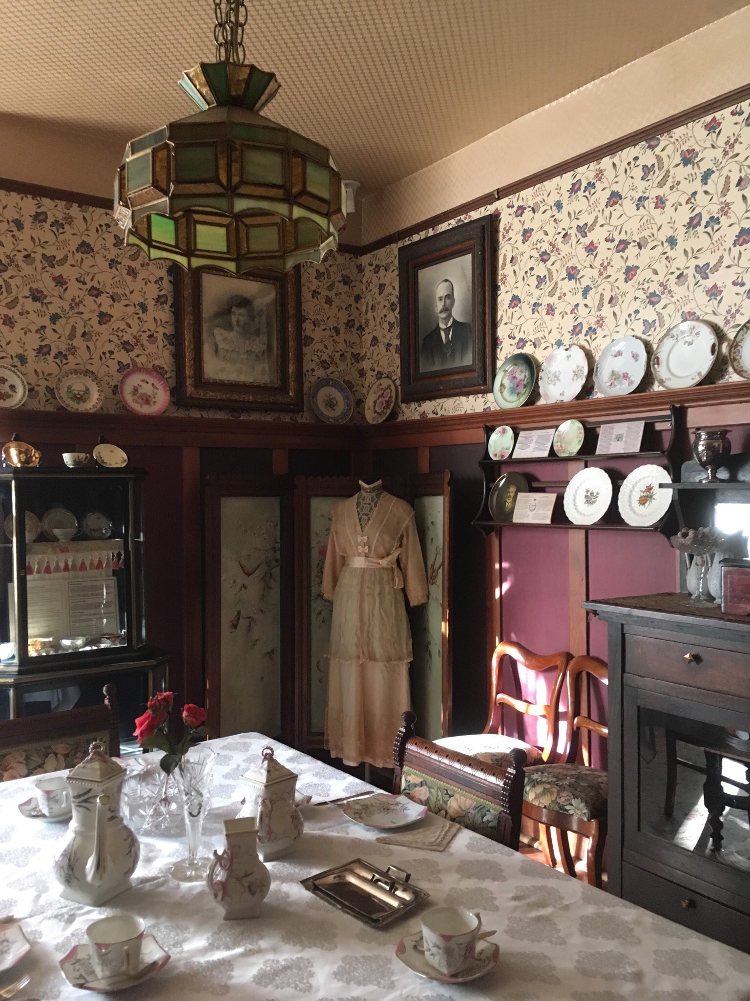 Dining Room Tour - ROEDDE HOUSE MUSEUM