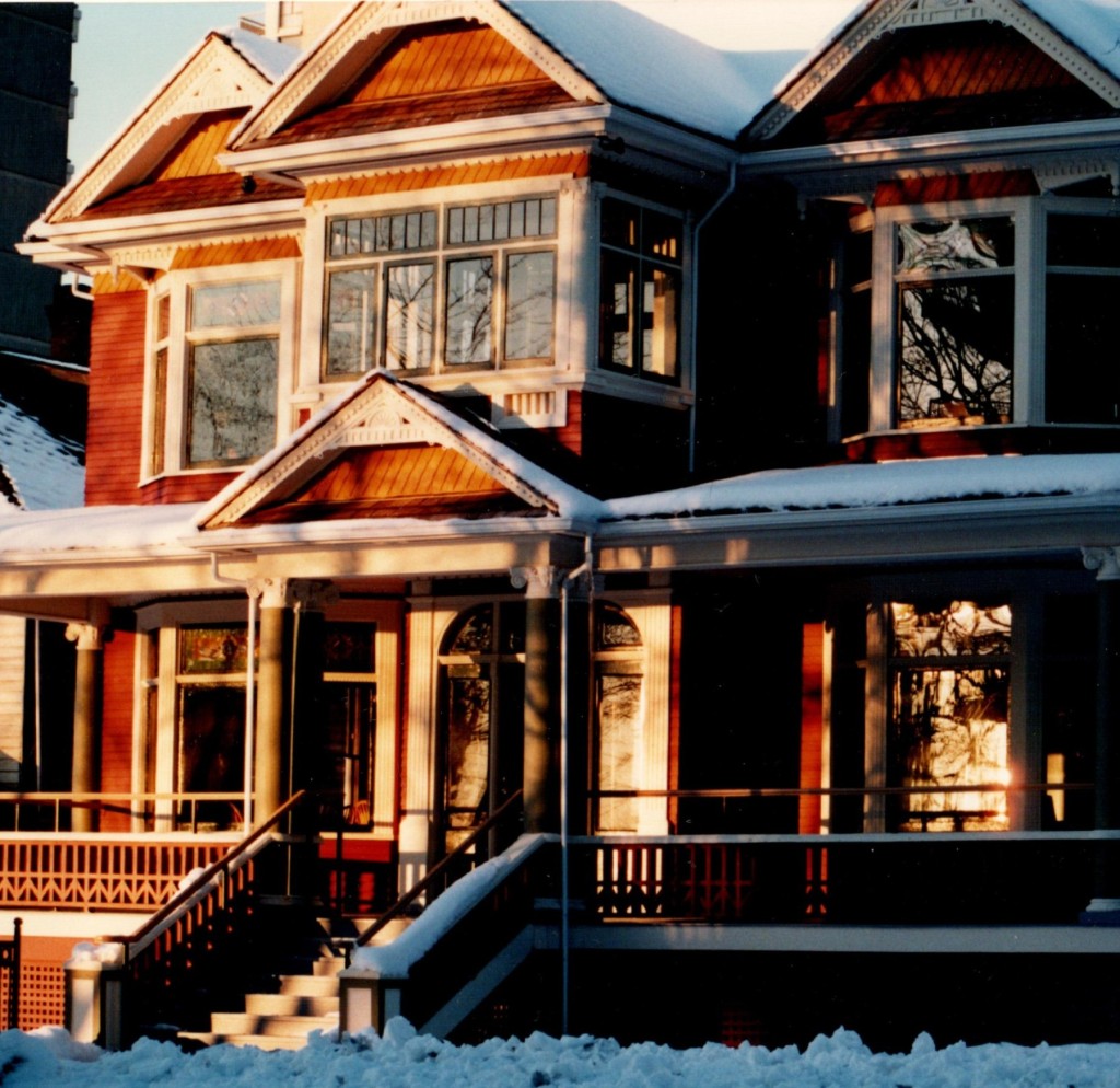 Exhibits - ROEDDE HOUSE MUSEUM